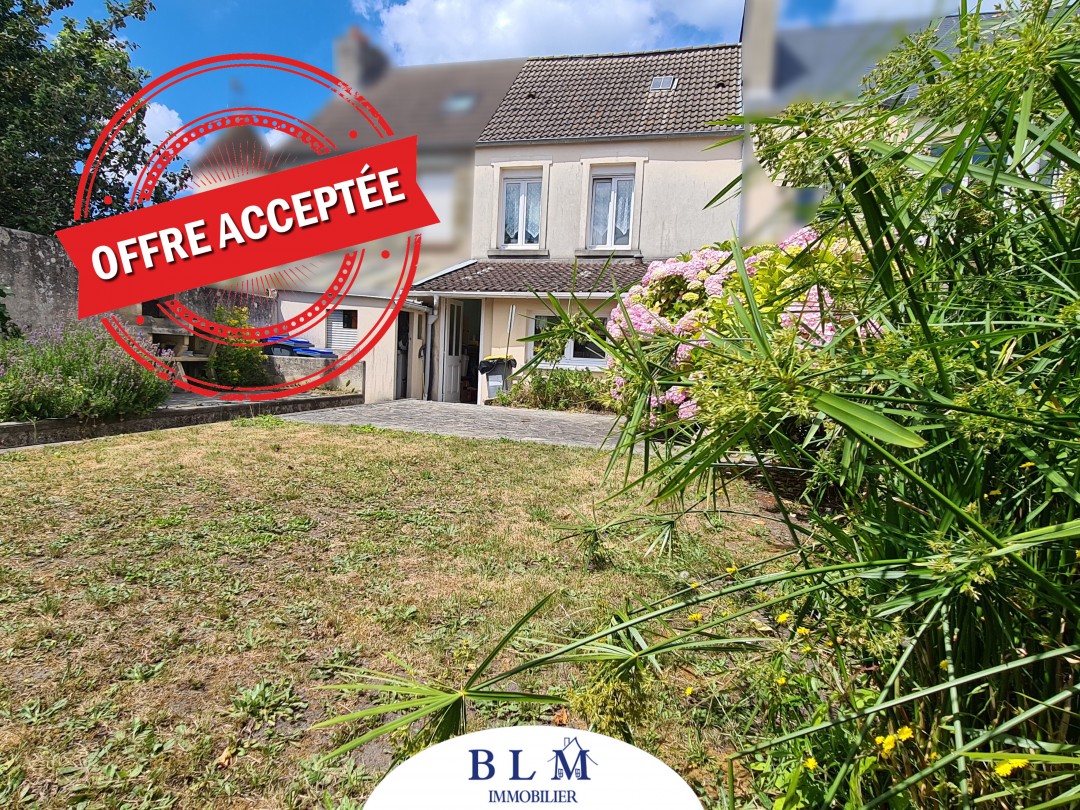 Maison de ville à rénover avec joli jardin Sud - TOURLAVILLE - Quartier Octroi - BLM Immobilier